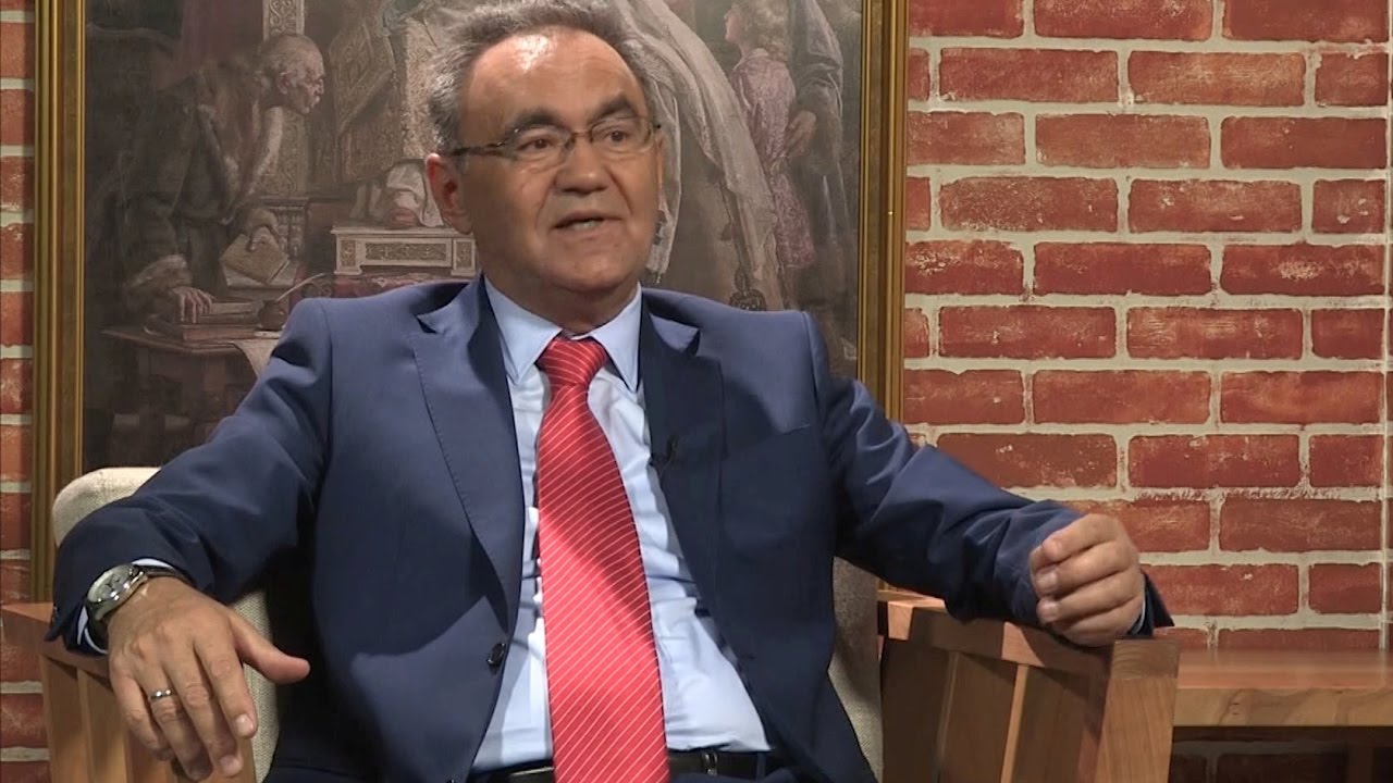 NAŠ ALUMNISTA BRANISLAV BAĆOVIĆ PRIMIO NAGRADU SRPSKE KNJIŽEVNE ZADRUGE ...